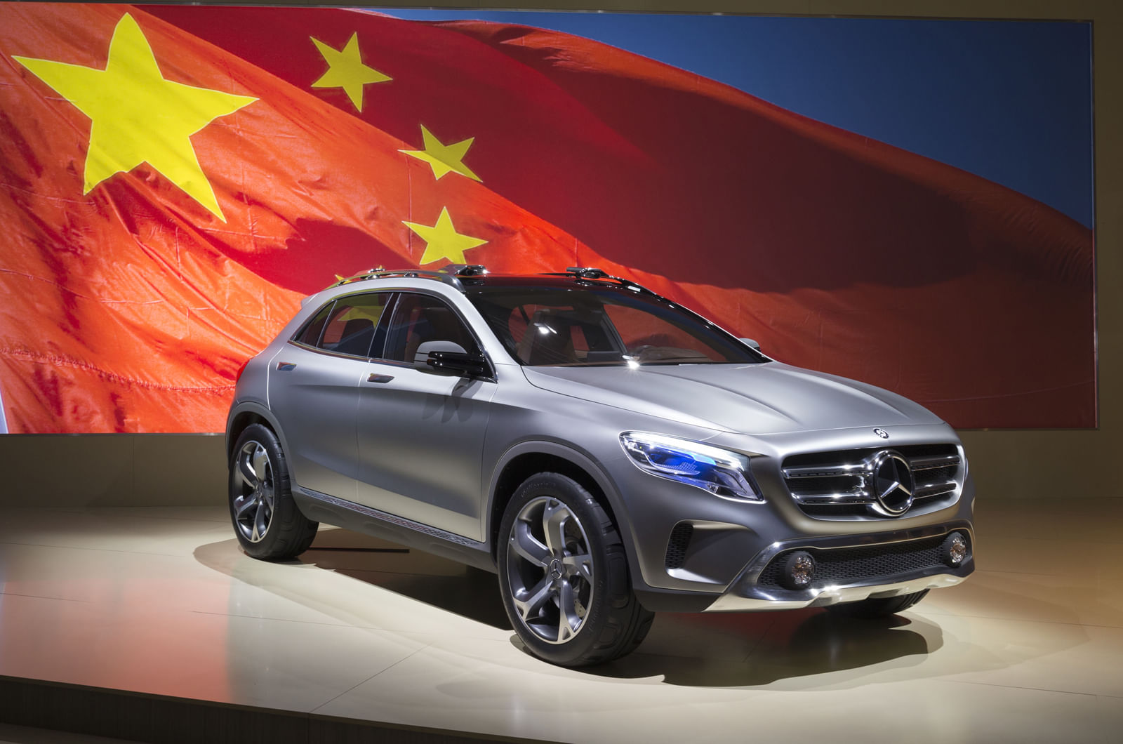 Mercedes shows GLA compact SUV | Autocar India