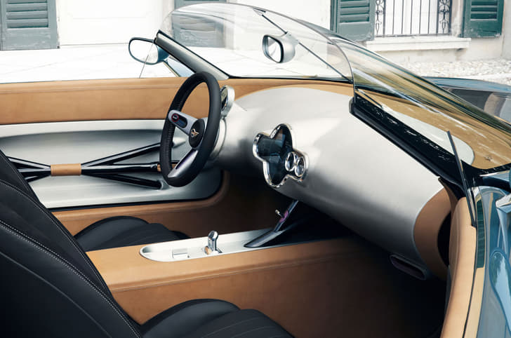 Land Rover Discovery Vision concept gets more tech, style ...