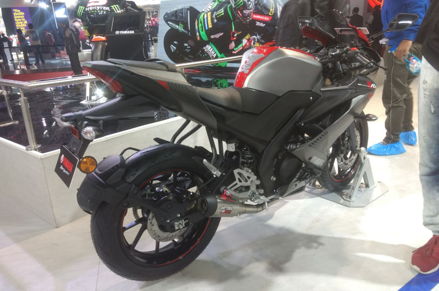 Yamaha R15 V20 Modified Into Yamaha R15s Modified With Yamaha R15 V4