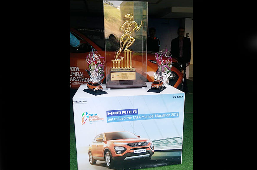 Tata Harrier named official lead car at Mumbai Marathon 2019 | Autocar ...