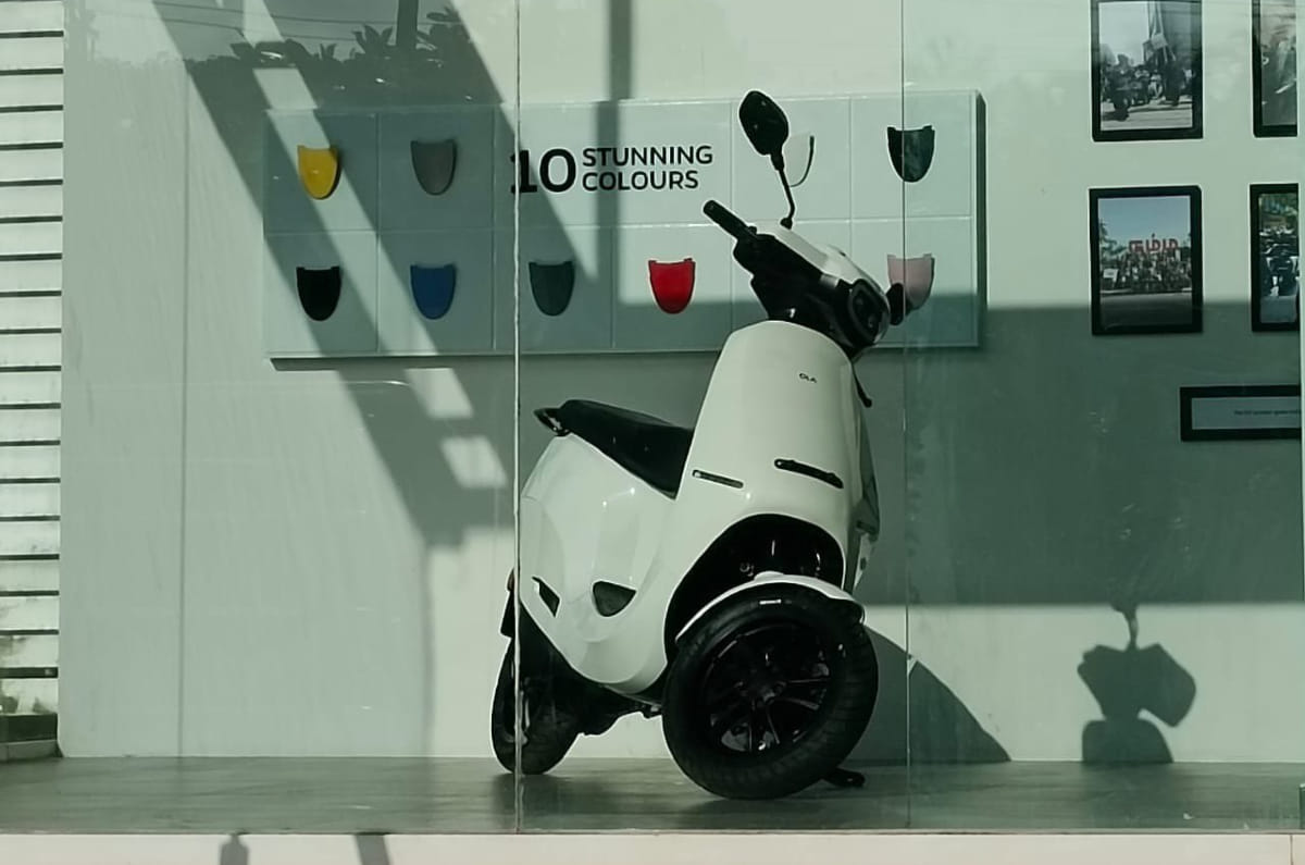 Over 200 Ola dealership outlets, experience centres to open by March ...