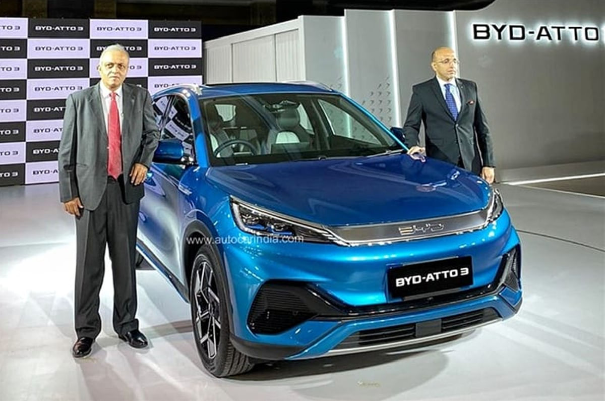 BYD Atto 3 electric SUV unveiled: range, battery, features, powertrain, warranty and rivals ...