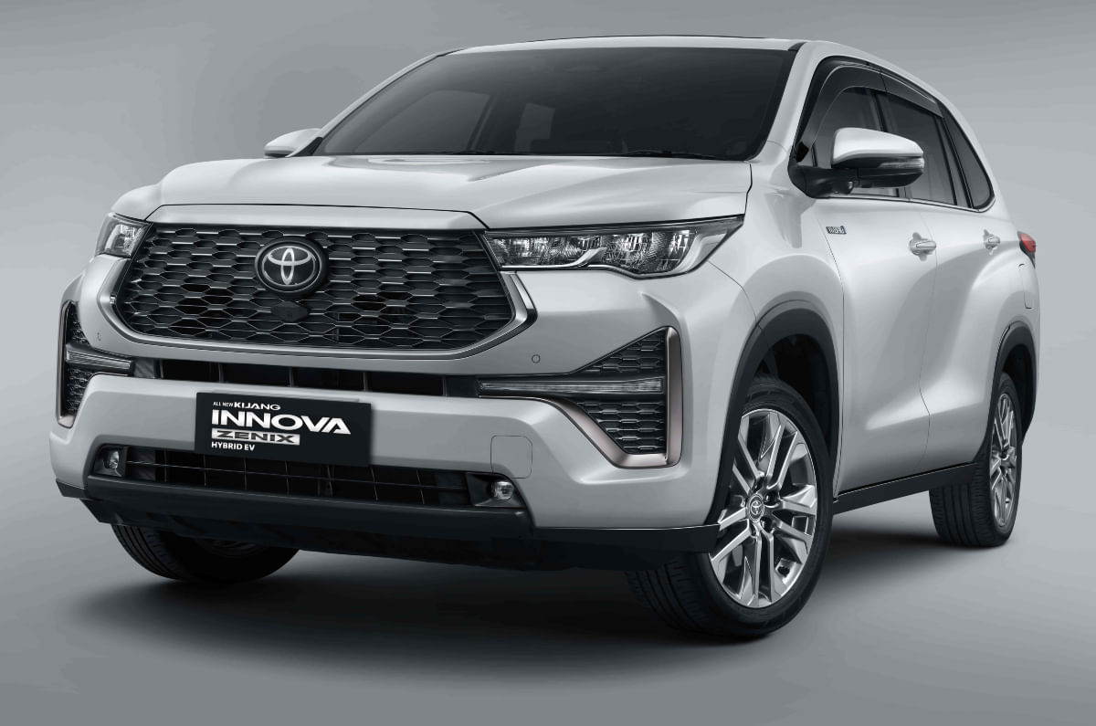 New Toyota Innova Launched In Indonesia Carandbike Toyota Innova