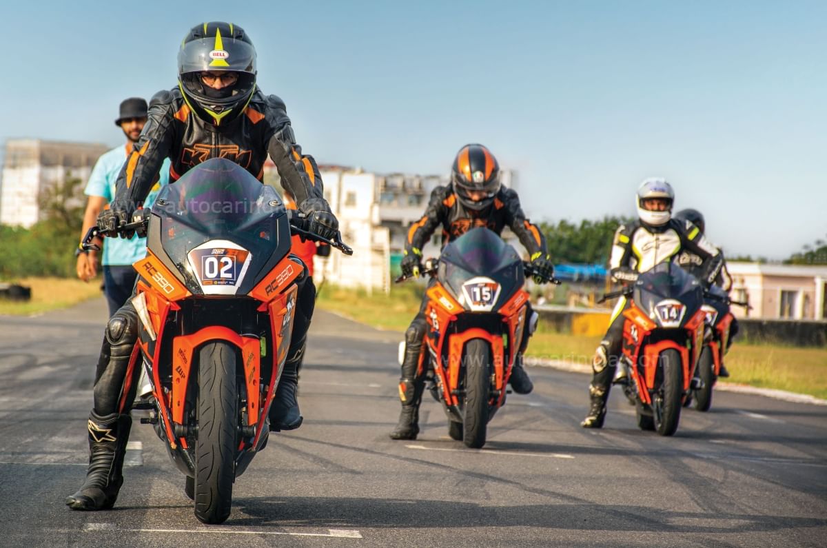 KTM RC 390 price, media race, track riding experience - Introduction ...