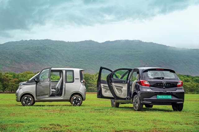 Hyundai Exter price vs Tata Punch performance, exterior design, interior and features ...