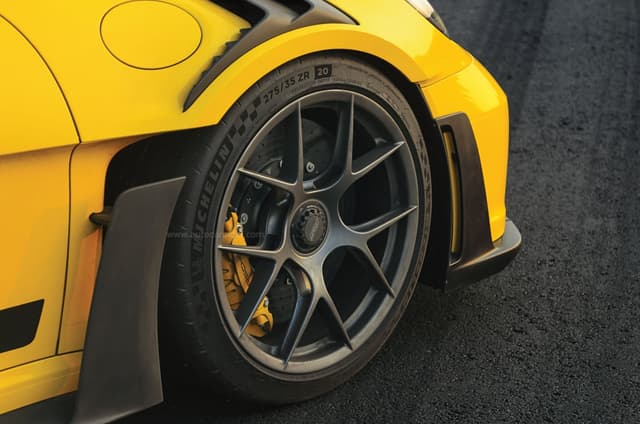 Porsche 911 price, GT3 RS, review, track, race car, 992, features ...