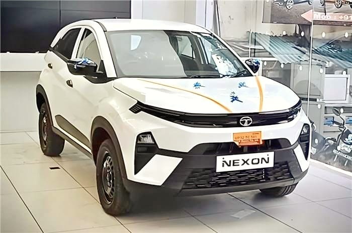 Tata Nexon, Nexon new base variant, details, price, features | Autocar ...