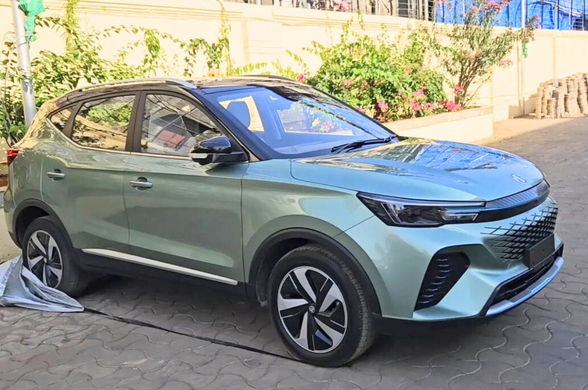 MG Hector, MG Astor, MG VS, MG hybrid SUV, India spy shots, fresh ...