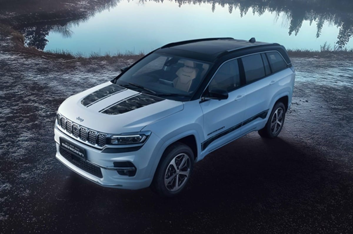Jeep Meridian 4x4 Limited (O) price, 2025 Jeep Meridian update ...