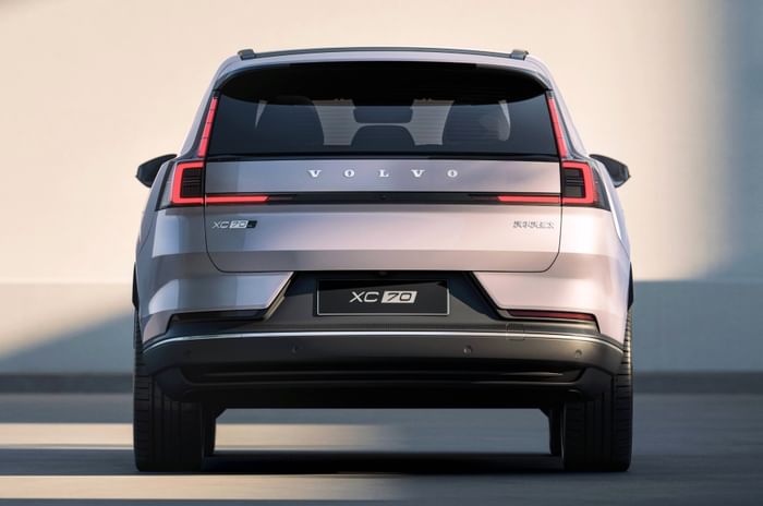 Volvo XC70 Plug-In Hybrid SUV To Have Over 1,200km Range | Autocar India