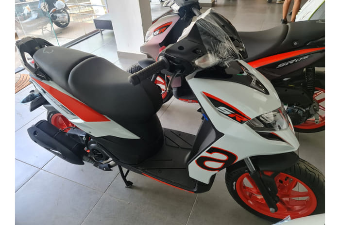 Aprilia SR 175 launched at Rs 1.26 lakh | Autocar India