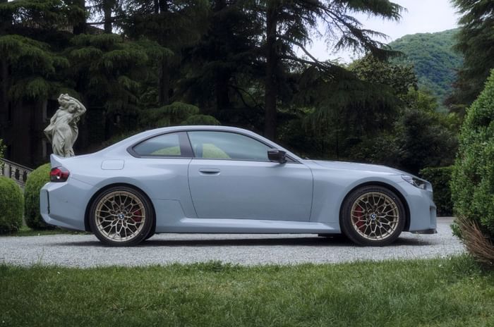 New BMW M2 CS revealed with striking new ducktail spoiler - Dartjets