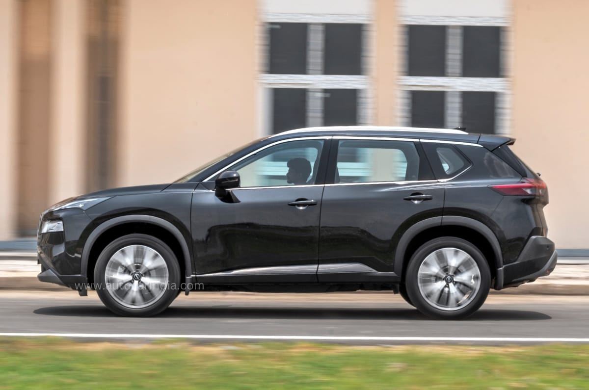 Nissan X Trail Side