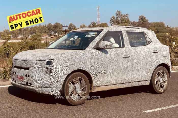 Mahindra XUV300 price, XUV300 facelift launch details, new features ...
