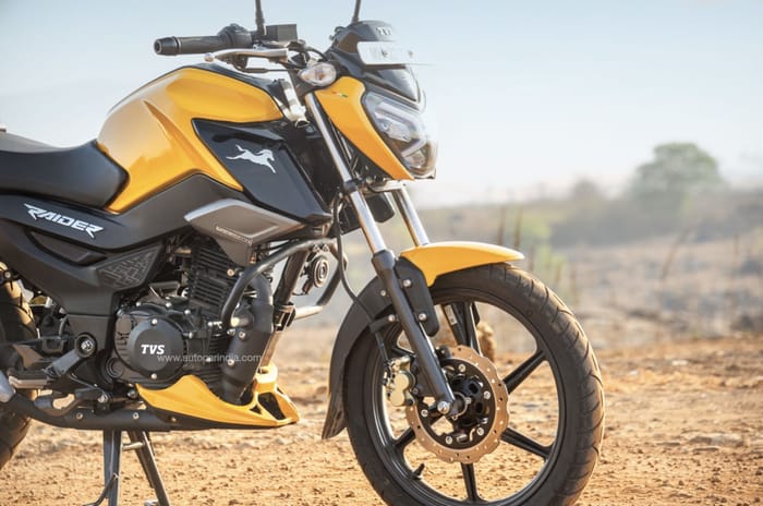 TVS Raider 125, Hero Xtreme 125R, price, mileage compared ...