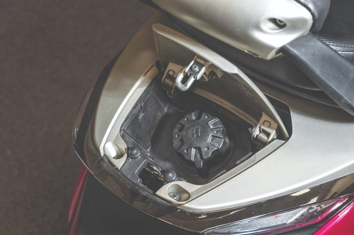 Hero Destini review with price and mileage as well as comfort tested ...